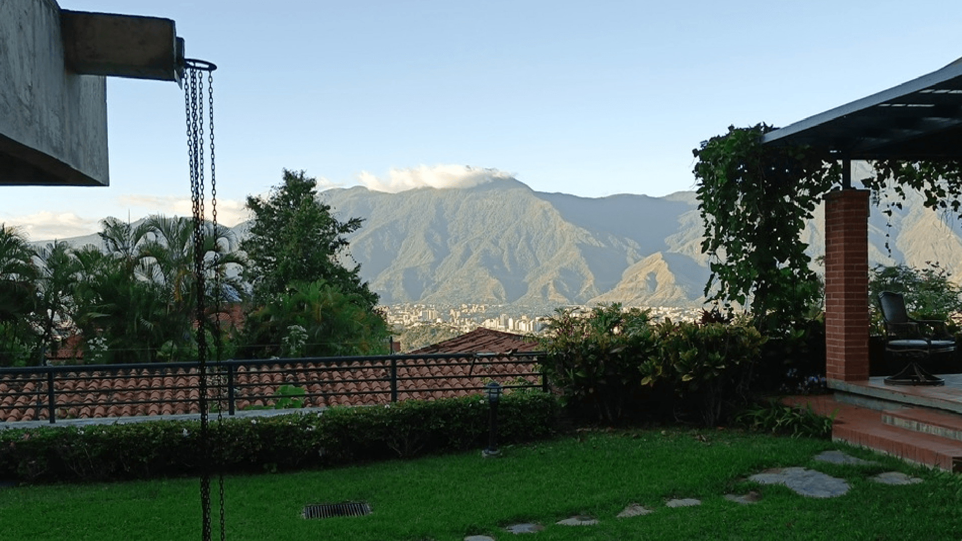 Casa en Venta El Solar de El Hatillo 750 mts2 - Habity+ Plataforma inmobiliaria más avanzada de ...